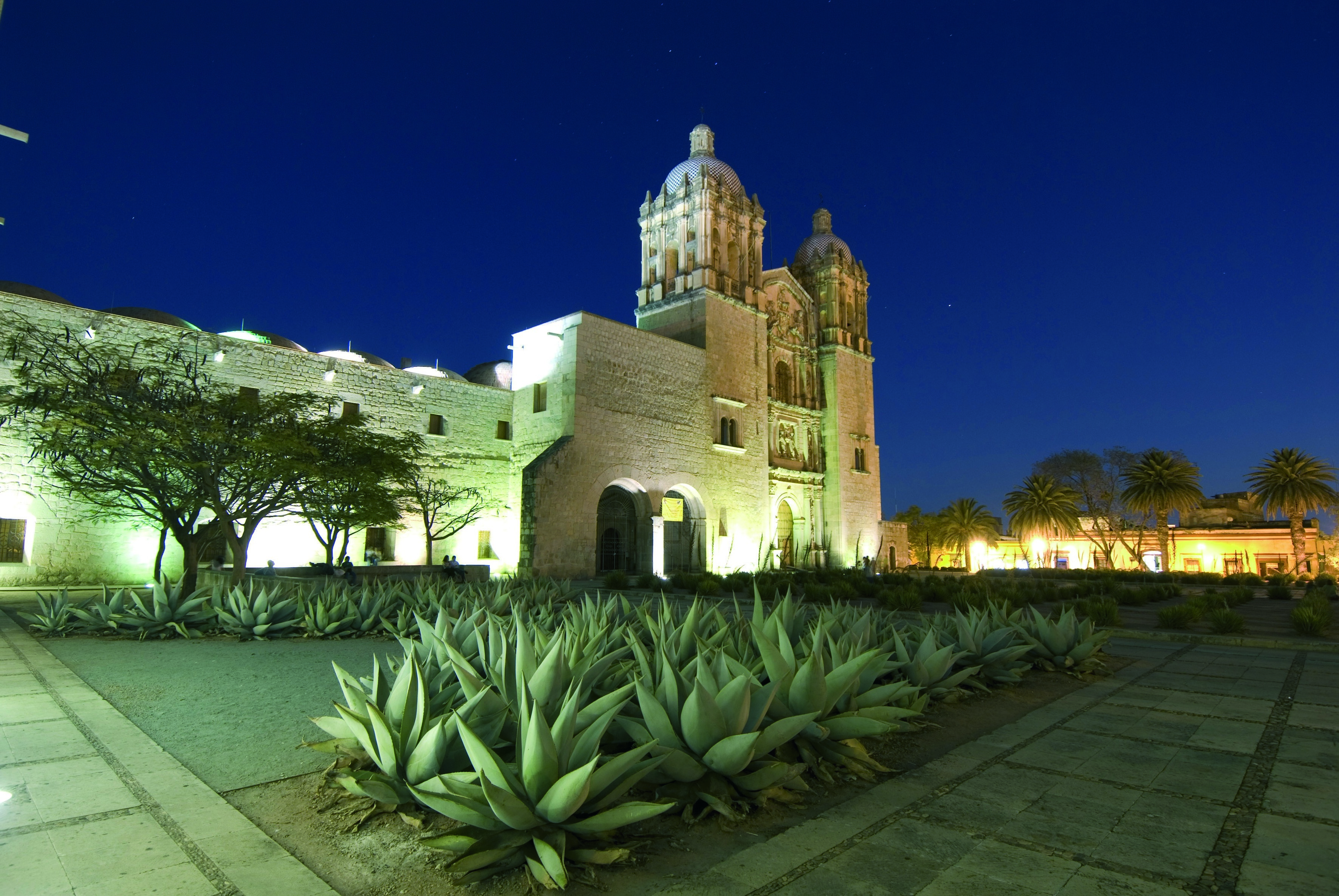 Templo de Santo Domingo de Guzman-Saiffe - Travel Life Magazine